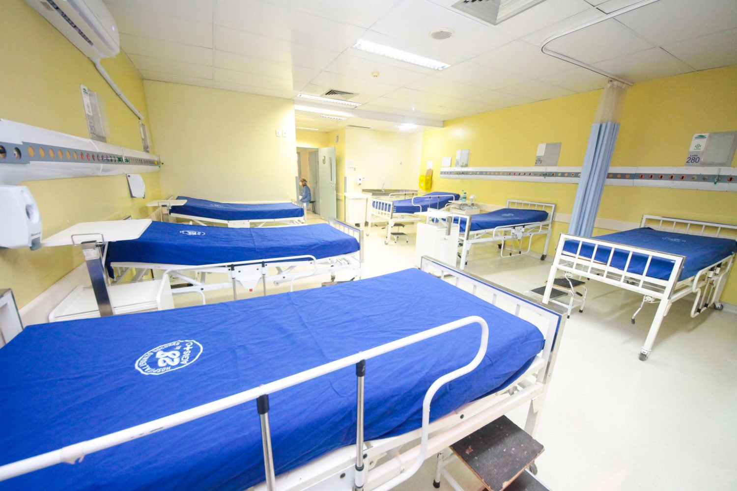 Hospital 28 de Agosto começa a receber pacientes em nova enfermaria com ...