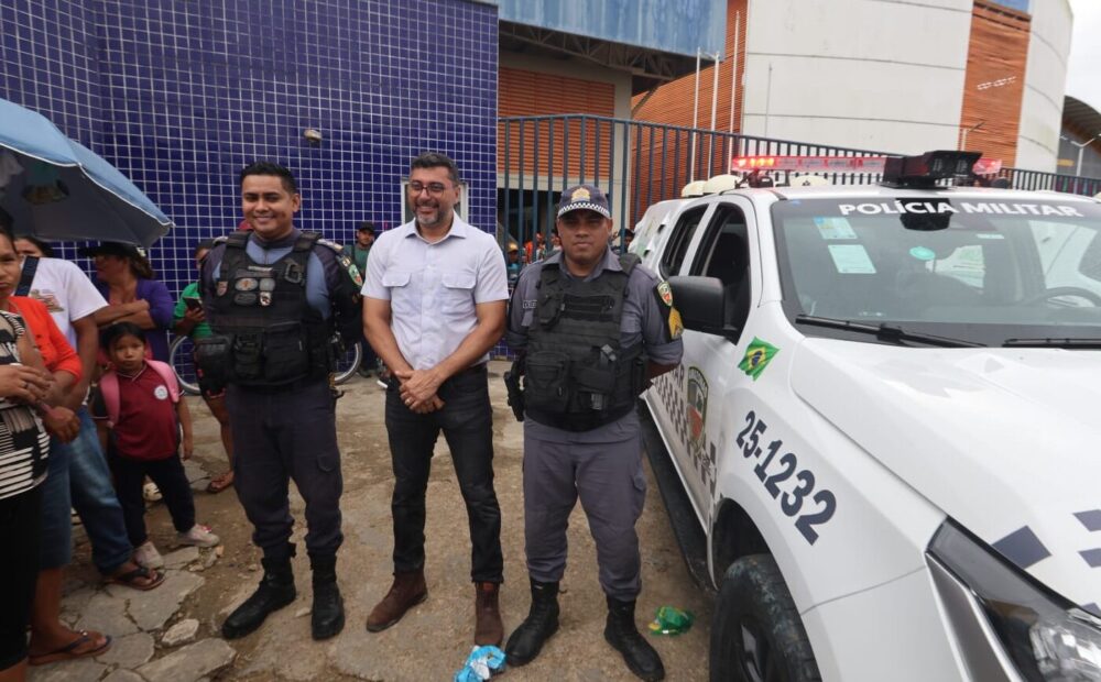 Wilson Lima entrega novas viaturas e reforça a segurança na Tríplice ...